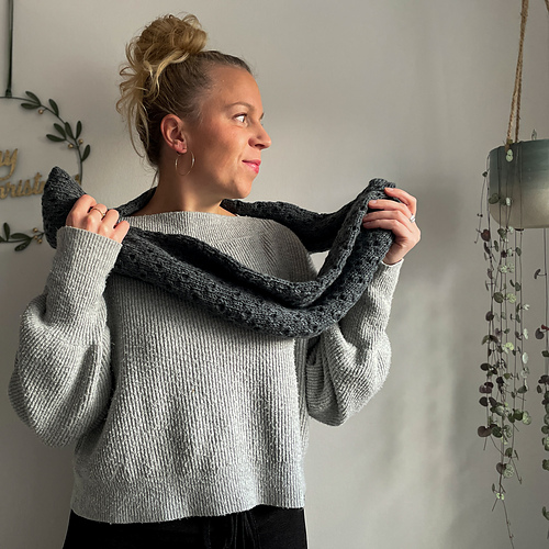 Ravelry: LIVIA Cowl pattern by Rina Lehmann