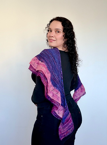 Ravelry: Chal Amatista pattern by Rina Leyton