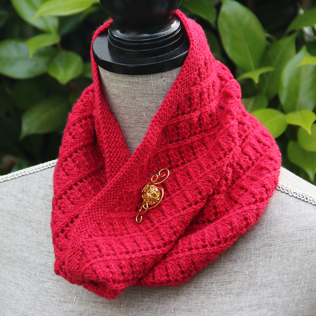 Ravelry: Volute pattern by Heather Zoppetti