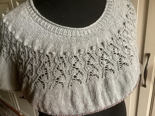 Ravelry: Lusyl Pulli pattern by FadenStille
