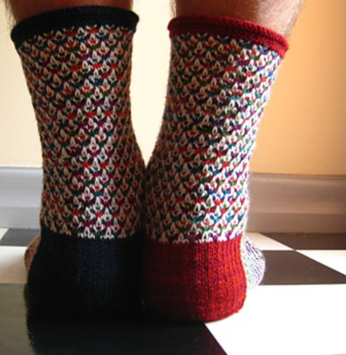 Ravelry: Gaudi pattern by Sue Grandfield