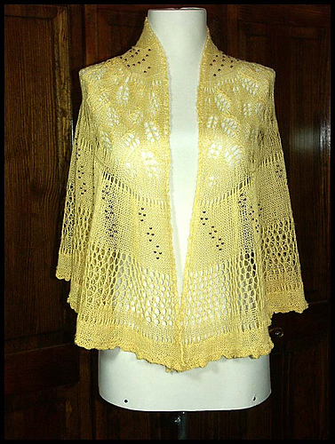 Ravelry: Bee Leaf Half Pi Shawl pattern by Kimberly Pacini