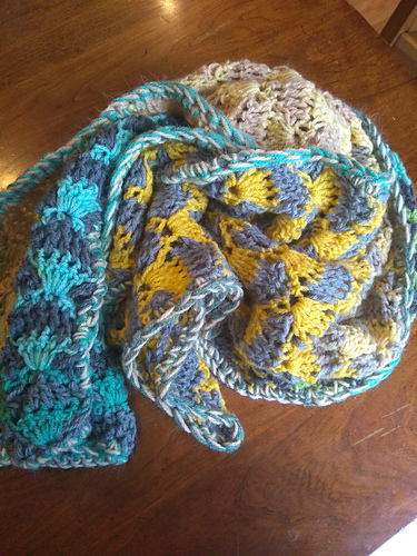 Ravelry: Cobblestone Cowl pattern by Rachy Newin
