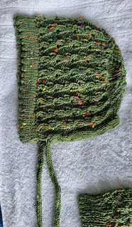 Ravelry: Ritzyknitz's Lilacs for Lila