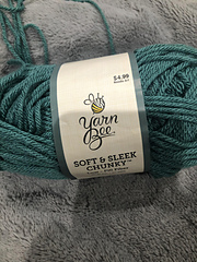 Ravelry: Yarn Bee Soft & Sleek Chunky
