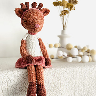 Ravelry: Deer pattern by Esther Vogelaar