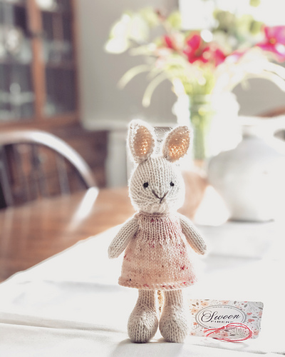 Ravelry: Small Rabbit pattern by Julie Williams