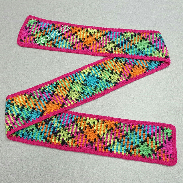 Ravelry: RockinLola's lola's blacklight planned pooling scarf