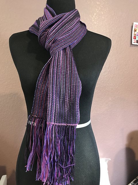 Ravelry: Rogue472's Rian's Violet Scarf
