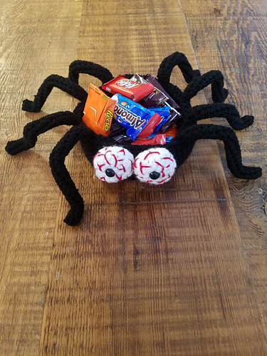 Ravelry: Halloween Spider & Pumpkin Candy Dish pattern by Connie Hughes