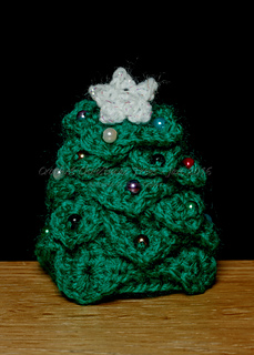 Ravelry: Crocodile Stitch Mini Christmas Tree pattern by HappyBerry