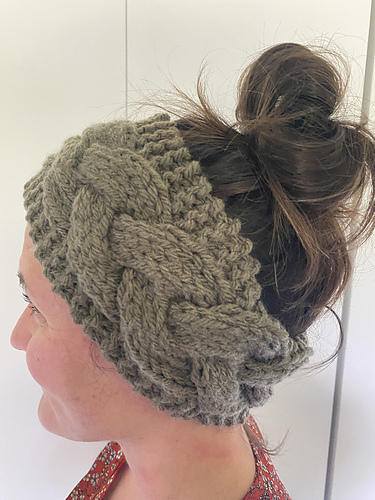 Ravelry: Cozy Cables Ear Warmer Bulky pattern by RosiePosieKnitCo