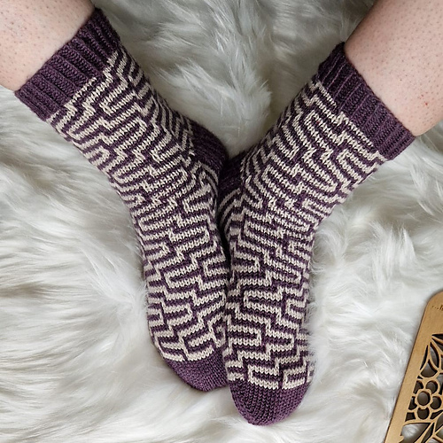 Ravelry: Daedalus DK Socks pattern by Kelly Menzies