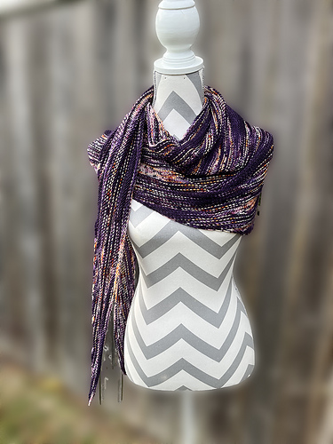 Ravelry: Pool Party Shawl (Assigned Pooling) pattern by Roxanne Yeun