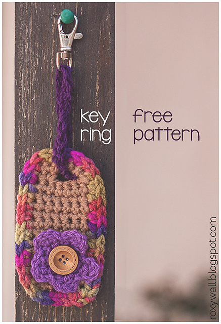 Ravelry: Spring key ring holder pattern by Maria A. Dominguez