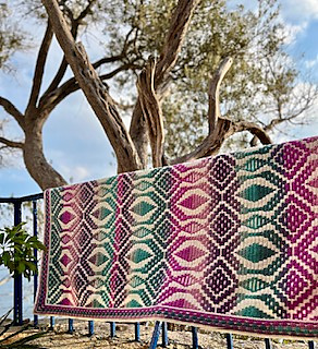 Ravelry: Geometric Jazzy pattern by Rozaki