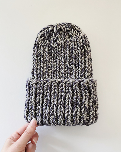 Ravelry: (Super) Basic Super Bulky Toque pattern by Hayley Alexandra