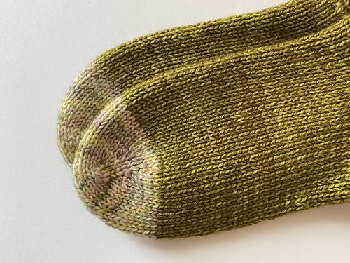 Ravelry: Olive Socks pattern by Hayley Alexandra