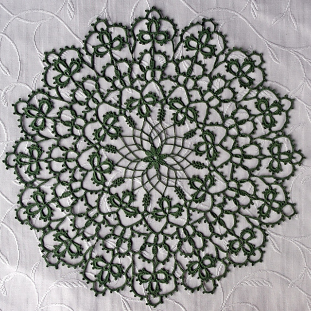 Ravelry: Clover-Leaf Doily pattern by Lily Mills Company