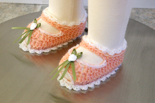 Ravelry: Pineapple Princess Booties pattern by Annie Potter Presents