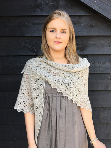 Ravelry: Delphine pattern by Stella Ackroyd