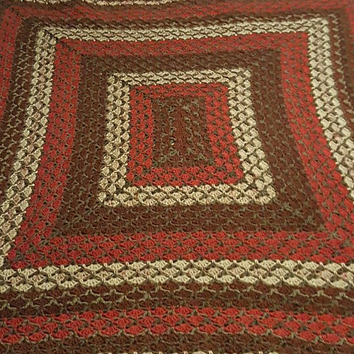 Ravelry: Rectangular Shell Blanket pattern by Miranda Baak