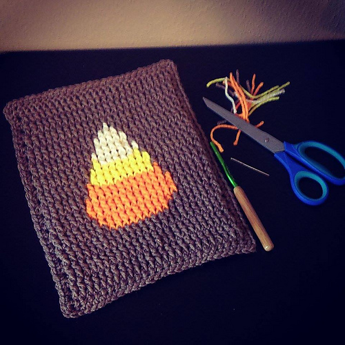 Ravelry: Candy Corn Block pattern by Sarah Boham