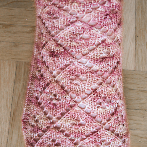 Ravelry: Diamonds and Daisies pattern by La Maison de Saba