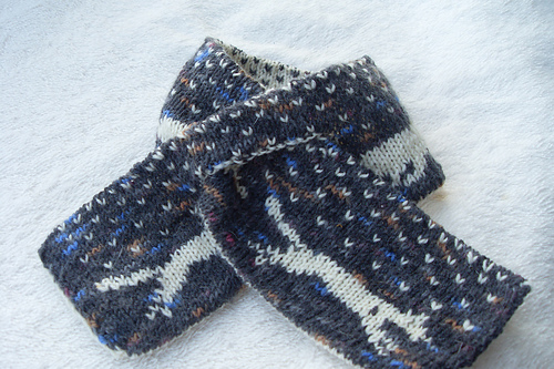 Ravelry: Scarfie Dog Scarf pattern by doomed designs