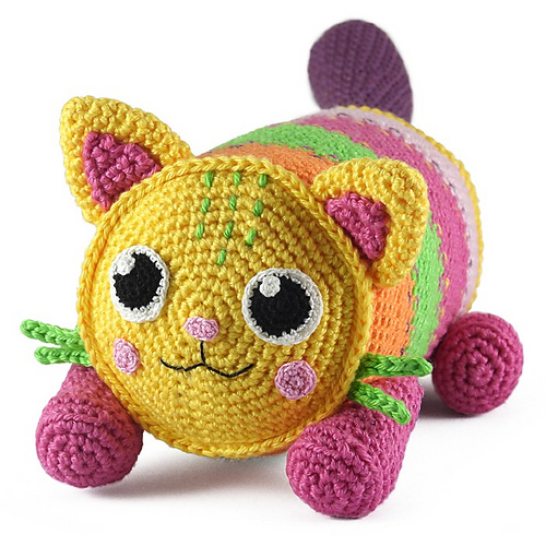 Ravelry: Pillow Cat (Gabby's Dollhouse) pattern by Sabrina Somers