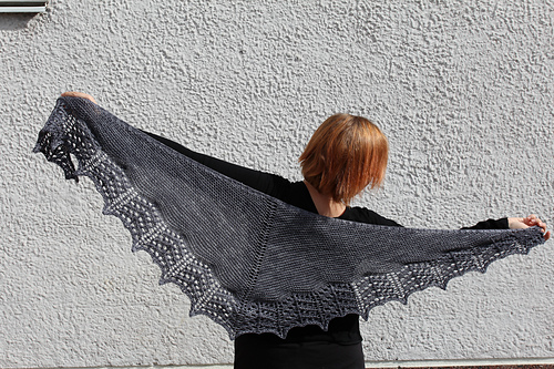 Ravelry: Titanium pattern by Heidi Alander