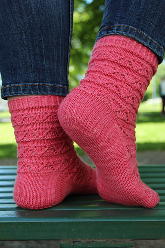 Ravelry: Vanadis pattern by Heidi Alander