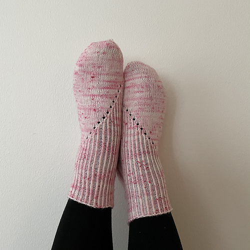 Ravelry: Summer Folly pattern by Heidi Alander