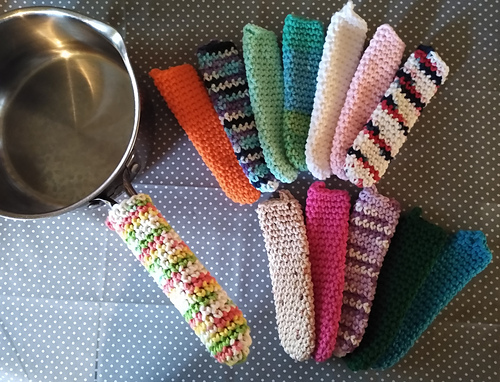 Ravelry: Pot Handle Cover pattern by Shelby Seale