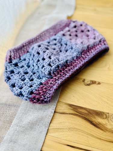 Ravelry: Granny Square Cowl pattern by Salena Baca