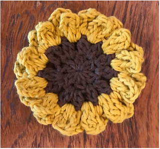 Ravelry: Sunflower Brooch pattern by Samantha Sabido