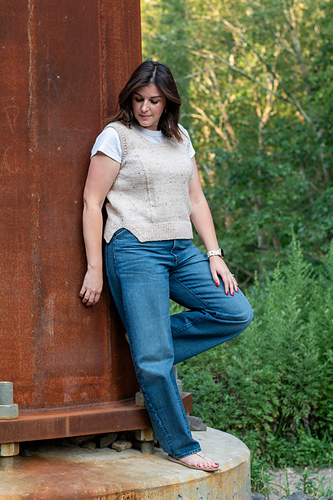 Ravelry: Fieldstone Vest pattern by Samantha Guerin