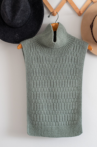 Ravelry: Coffee Run Collar pattern by Samantha Guerin