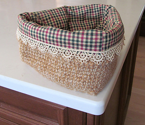 Ravelry: Triangle Basket pattern by Sandra D. Halpenny