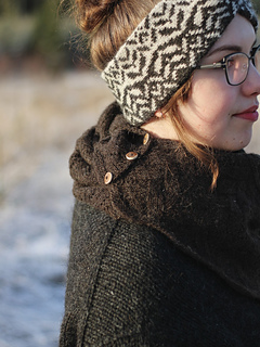 Ravelry: Velvety Night pattern by Sanni Pauliina