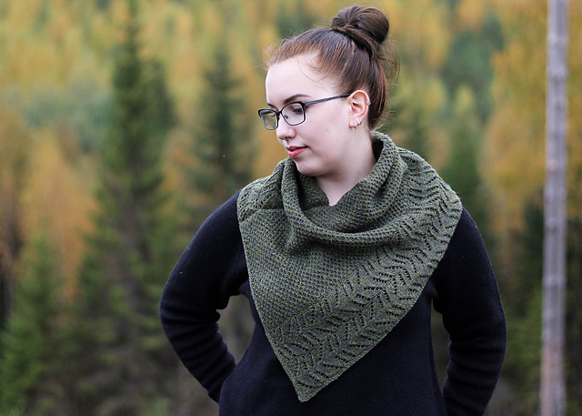 Ravelry: Etiäinen pattern by Sanni Pauliina