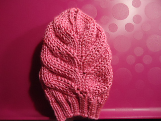 Ravelry: SaoPrudencio's Magnolia hat 3