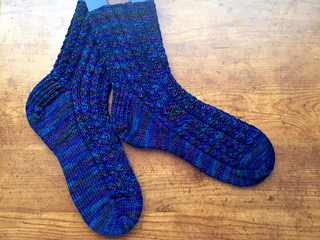 Ravelry: Sarahfgirl's Mock Cable Socks