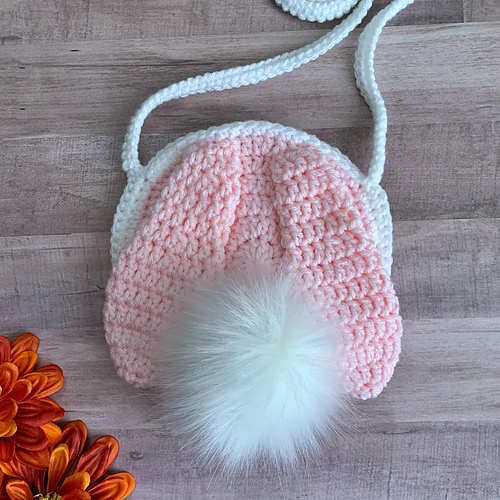 Ravelry: The Elvie Bunny Purse pattern by Sarah Fuller