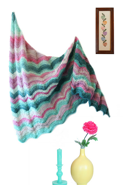 Ravelry: Sideways Chevron Shawl pattern by A la Sascha