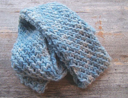 Ravelry: Diagonal Knot Stitch Scarf pattern by Nichole Downing