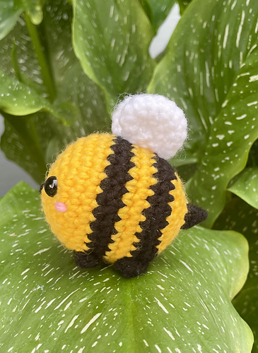 Ravelry: Benjamin Bumblebee pattern by Savannah Galloway-Boswell