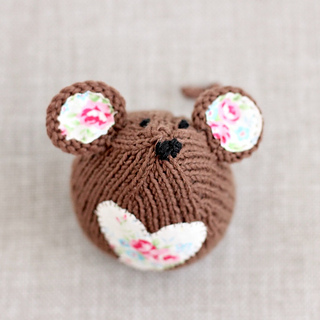 Ravelry: Tea Mouse pattern by Say Little Hen