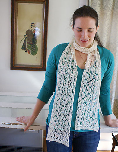 Ravelry: Silky Alpaca Lace Scarf pattern by Alice Halbeisen