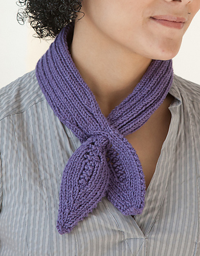Ravelry: Posh Neck Scarf pattern by Classic Elite